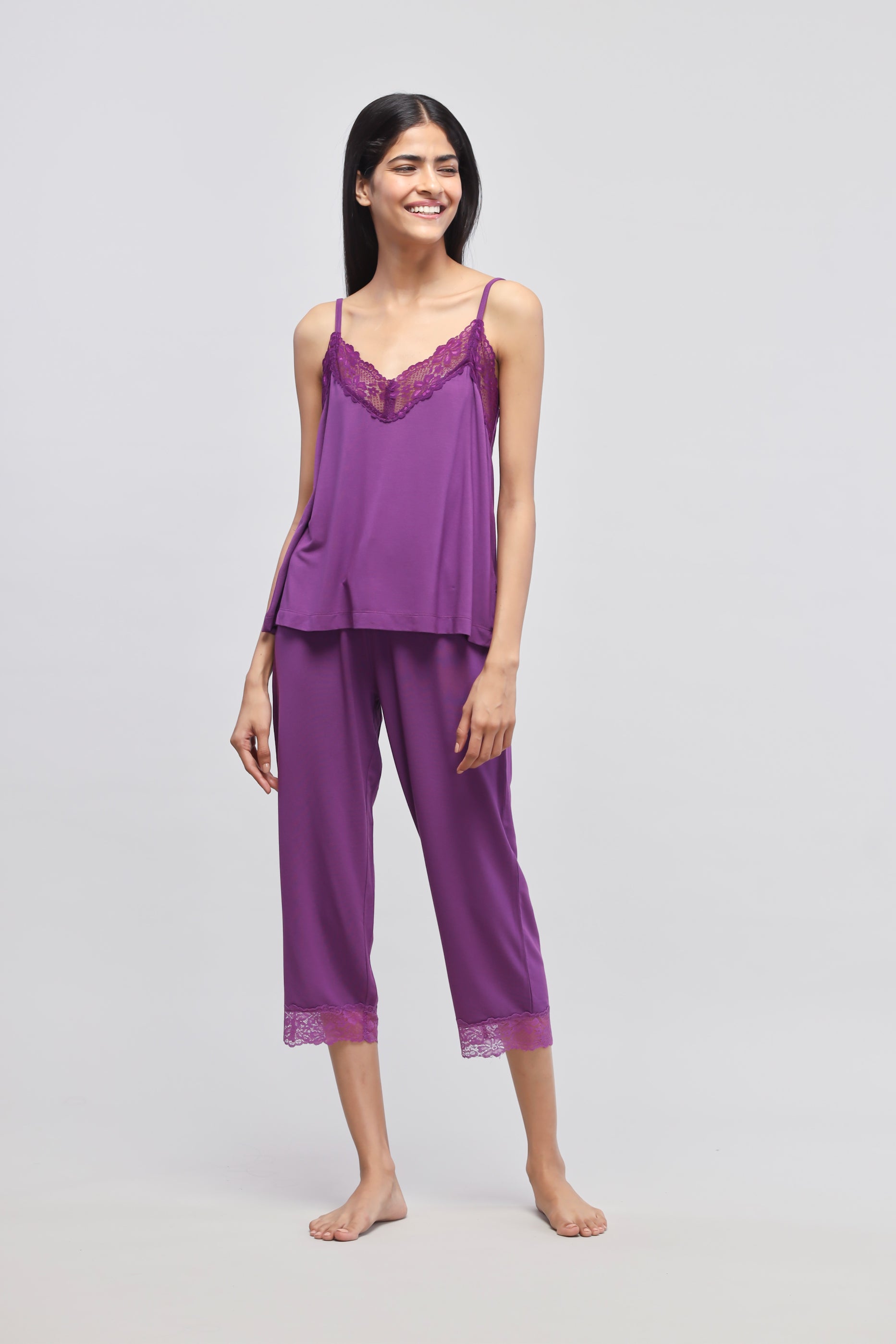 Dreamy Purple Lace Capri Set – NeceSera